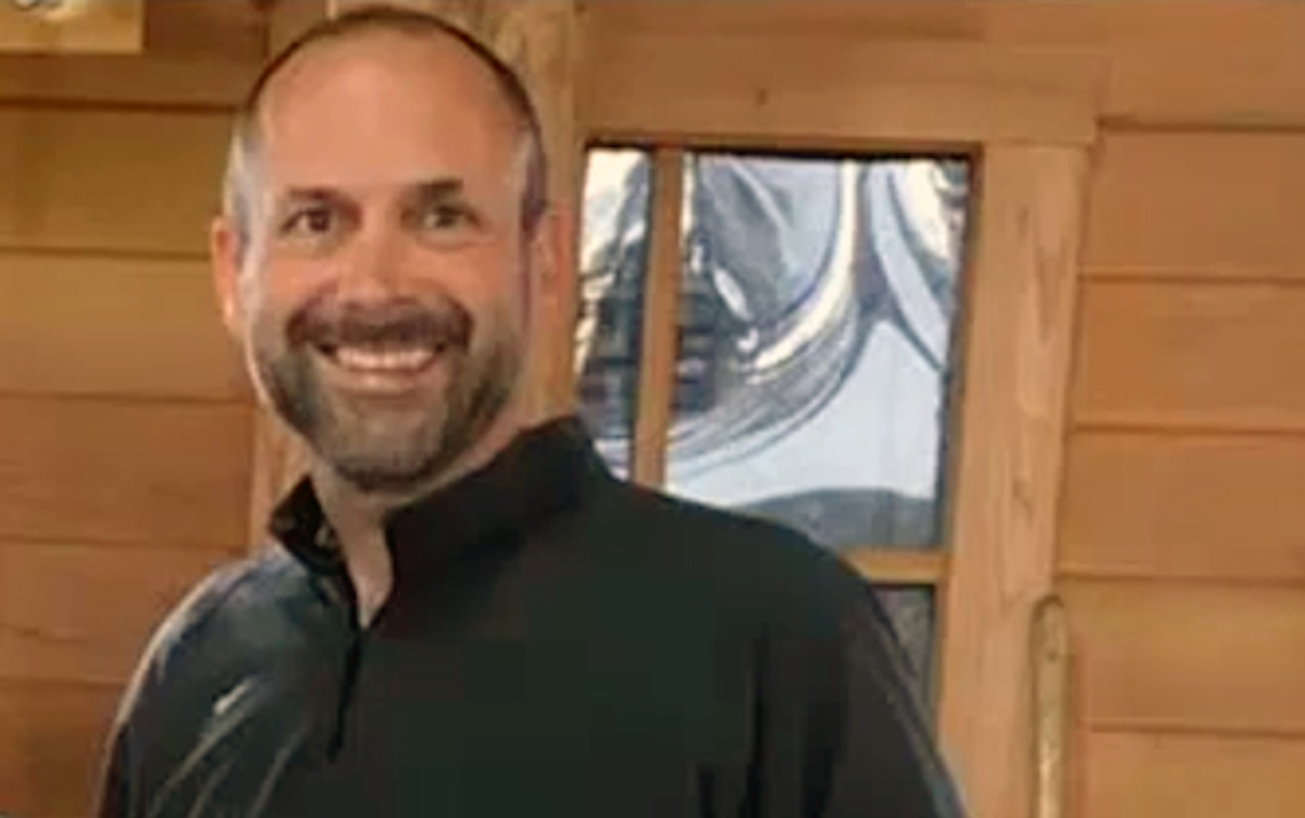 High school principal in Texas kills himself in school parking lot ...