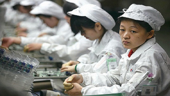 Foxconn Admits that it Employed 14-Year-Olds at a Plant in China ...