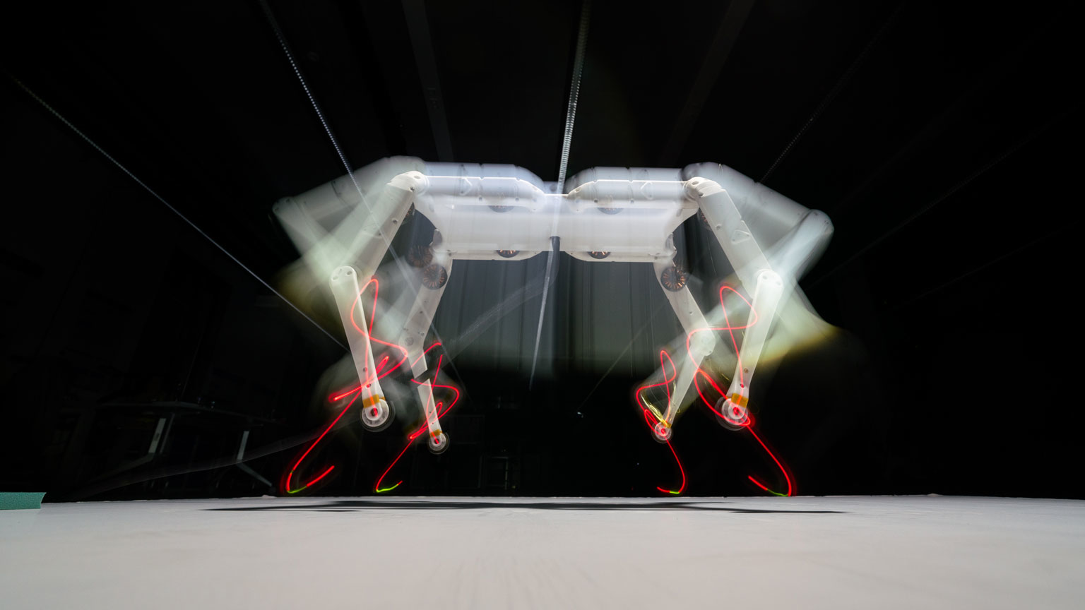 Small Robot Makes Great Strides—and Jumps | Machine Design