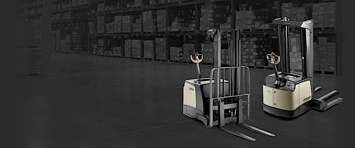 Crown SHC 5500 Series counterbalance stacker | Rental Equipment Register
