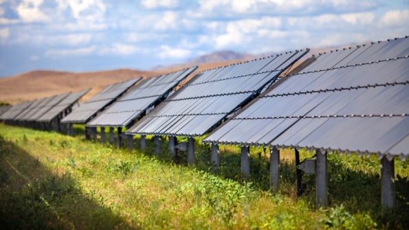 APS Reaches Major Solar Milestone; Tops Gigawatt of Solar Energy | T&D ...