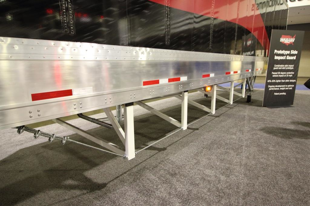 Wabash prototype: Side underride guard with aero skirt | Trailer Body ...