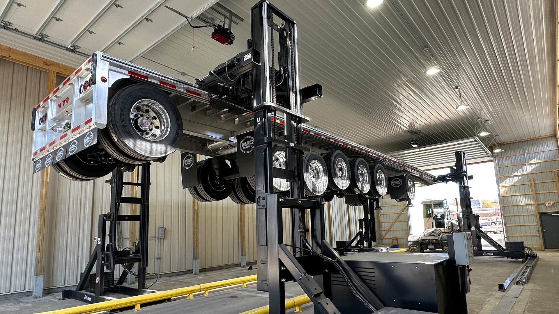 LiftWise introduces Trailer Stacker solution | Trailer Body Builders